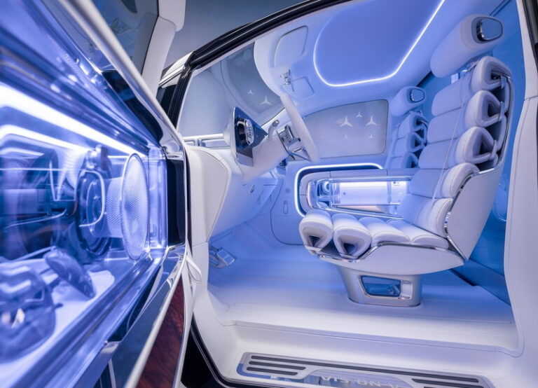【2025年最新】メルセデスベンツ Vision V Conceptが描く電動ラグジュアリーMPVの未来！
